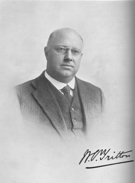 Vinnie's World: February 2012