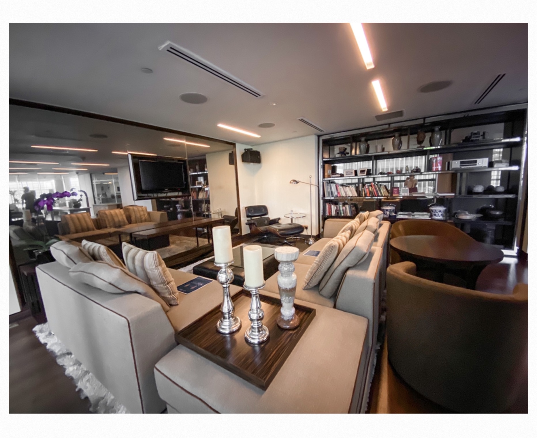 Ascott Raffles Place Staycation Review: Finlayson Suite - Faithfullyours