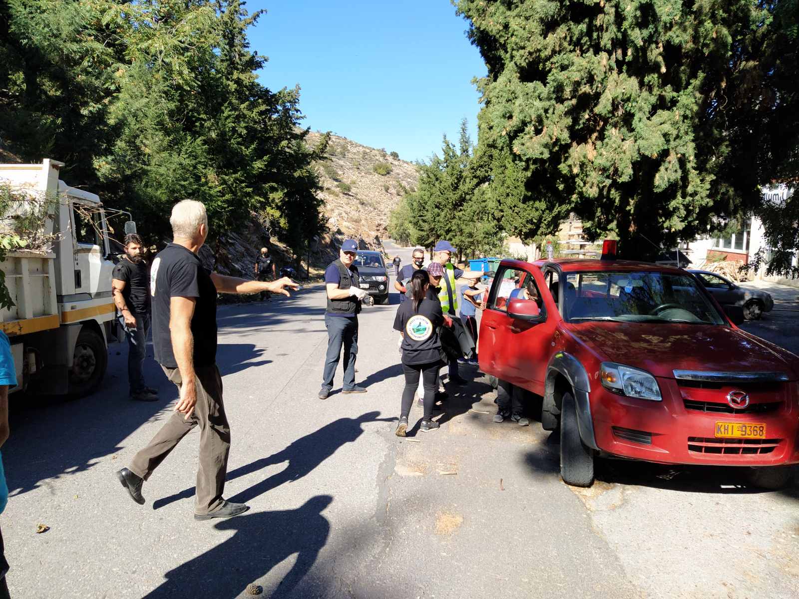 Iraklio Blog: Με επιτυχία η εκστρατεία καθαρισμού στα Ανώγεια από την ...