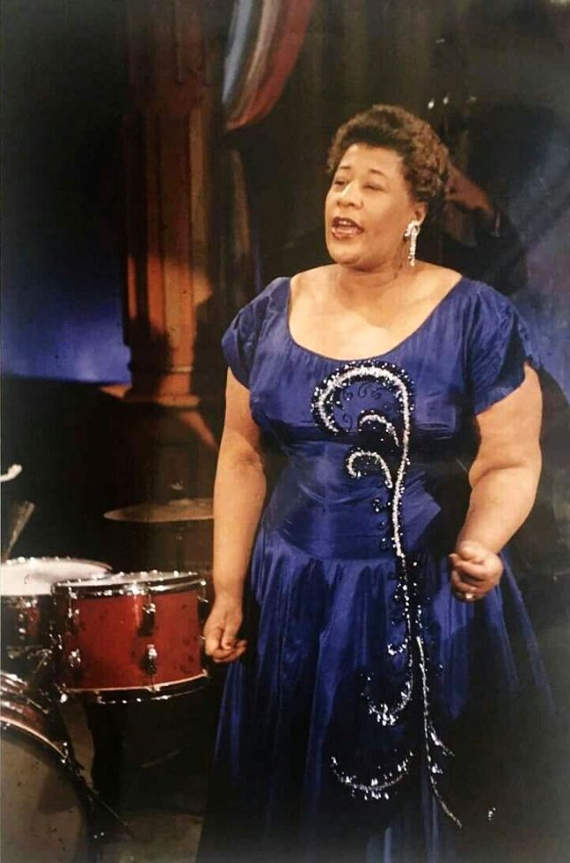 A Collection of 20 Best Color Photos of Ella Fitzgerald, the First Lady ...