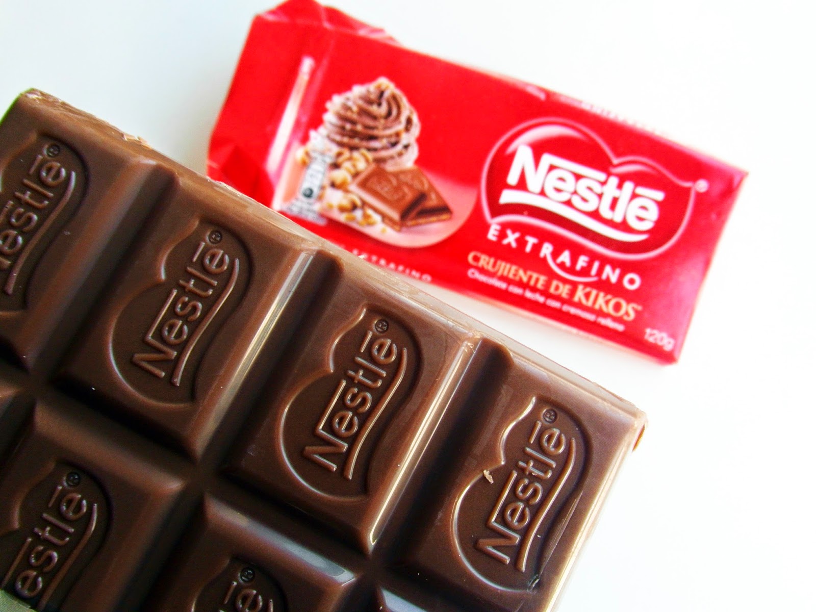 Cincoypico: Al rico chocolate, Nestle Extrafino Crujiente de Kikos