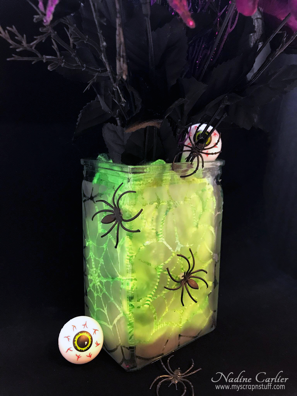 Halloween Etched Vase ~ Nadine Carlier