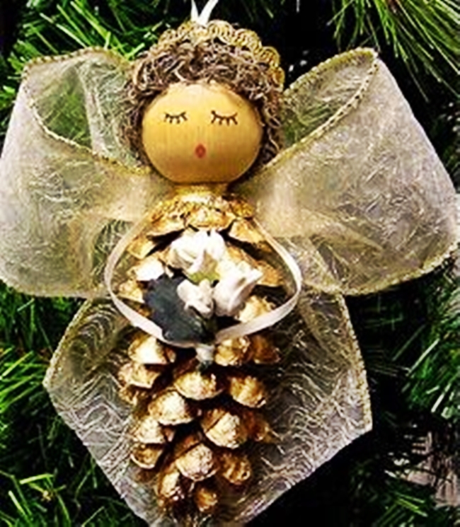 MENTŐÖTLET - kreáció, újrahasznosítás: Tobozdíszek