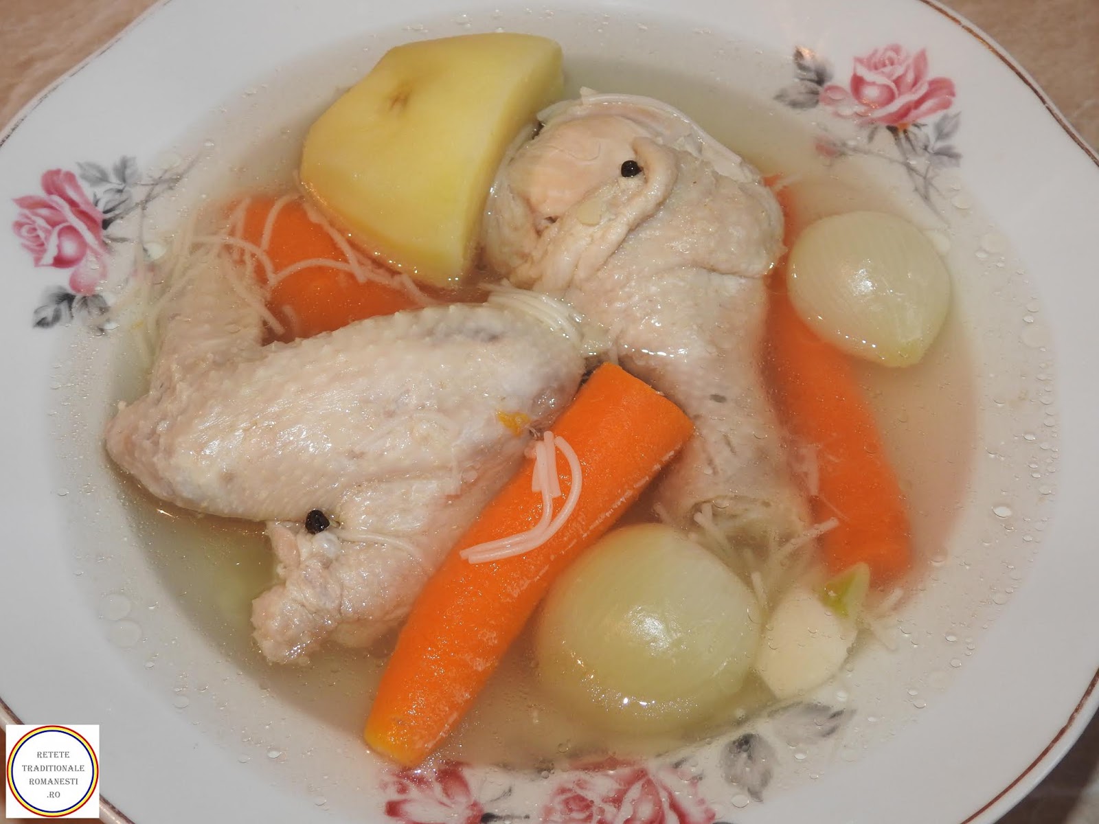 Supa de pui reteta | Retetetraditionaleromanesti.ro