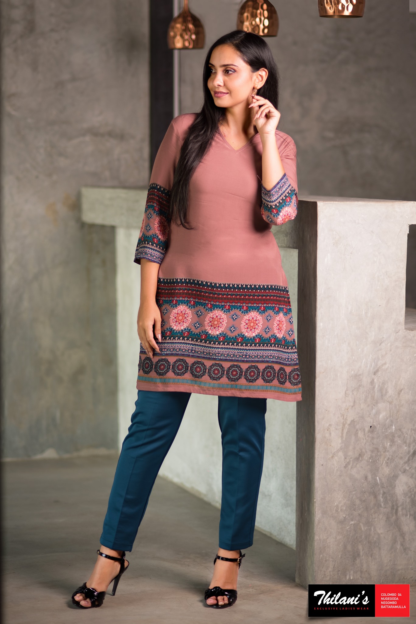 Beautiful New Style Jeans Top Designs For Girls 2021 - Sarangi Fashion