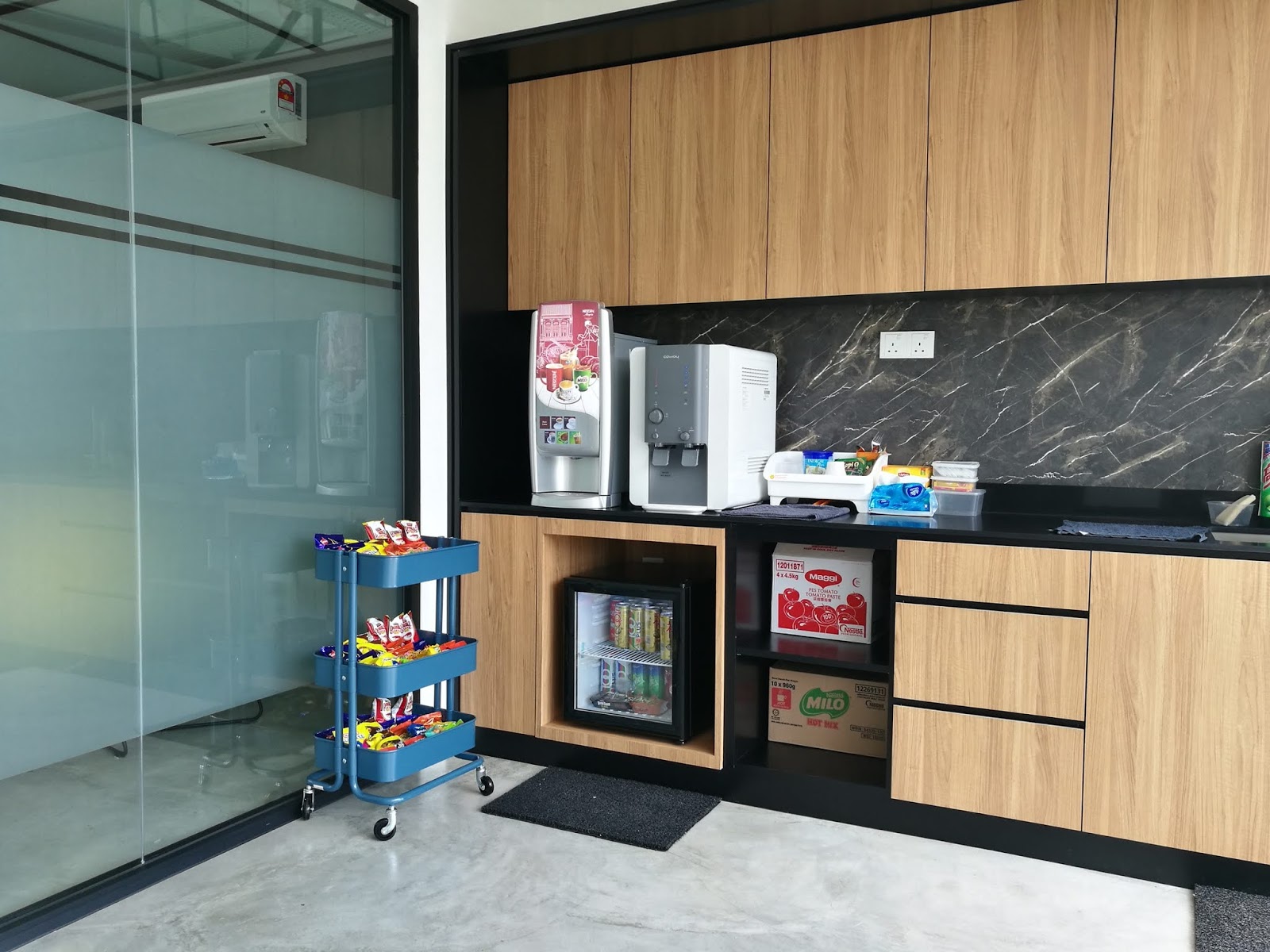 Ruang kerja menarik di The Venture co-working space, Tanjung Tokong ...