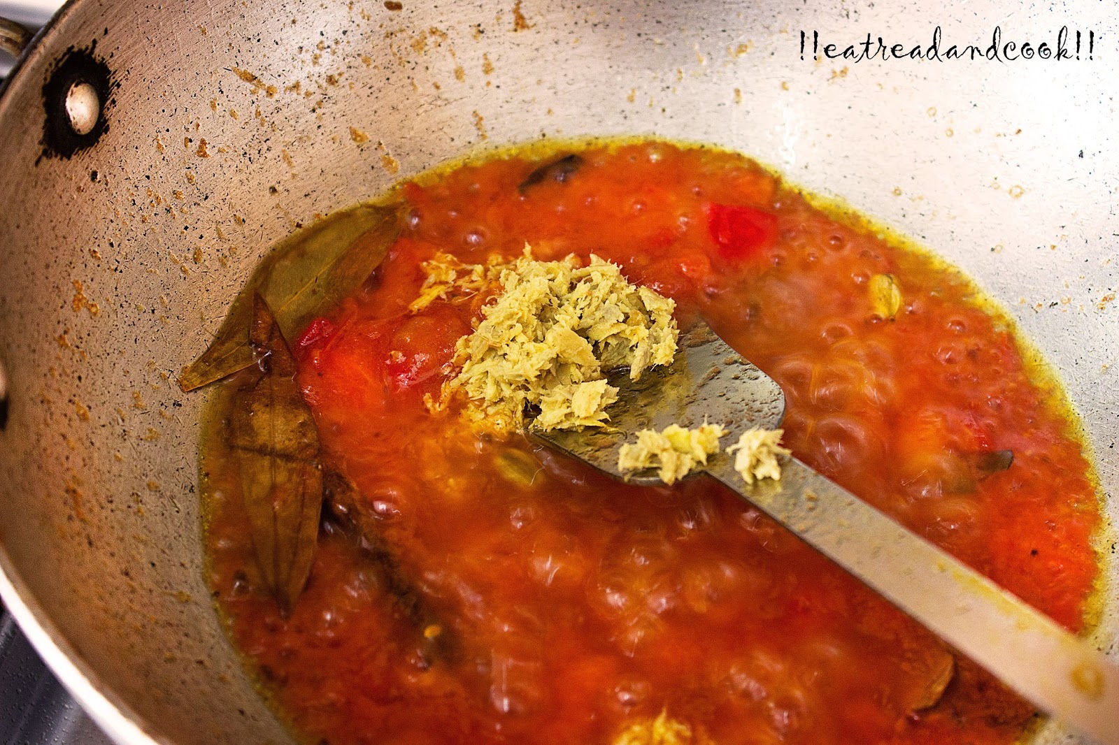 Paneer Fulkopir Torkari / Bengali Cauliflower and Cottage Cheese Curry