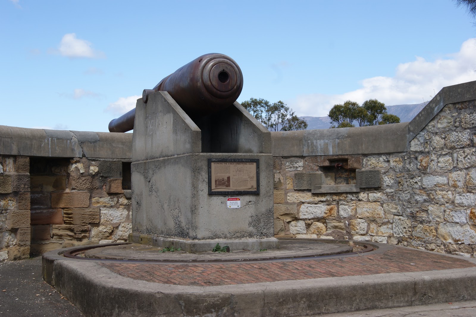 On The Convict Trail: Kangaroo Bluff Fort