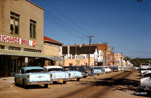 45 Wonderful Color Photographs Capture Streets of the U.S in the 1950s ...