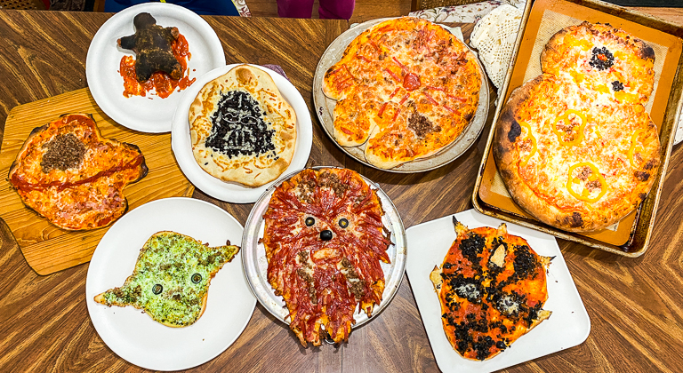 Tales of the Flowers: Pizza at Home - 8 Unique Star Wars Pizzas for ...