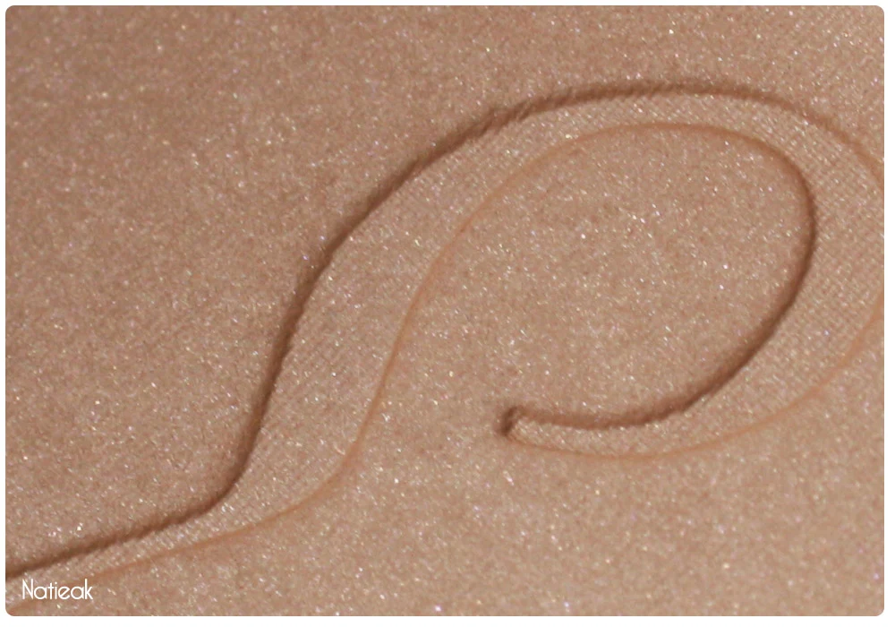 Poudre compacte Bonne Mine d'Embryolisse : la teinte universelle au ...