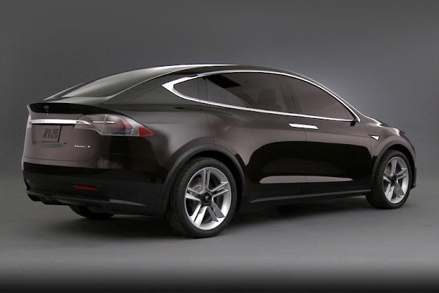 Garage Car: 2013 Tesla Model X Crossover first llok with video