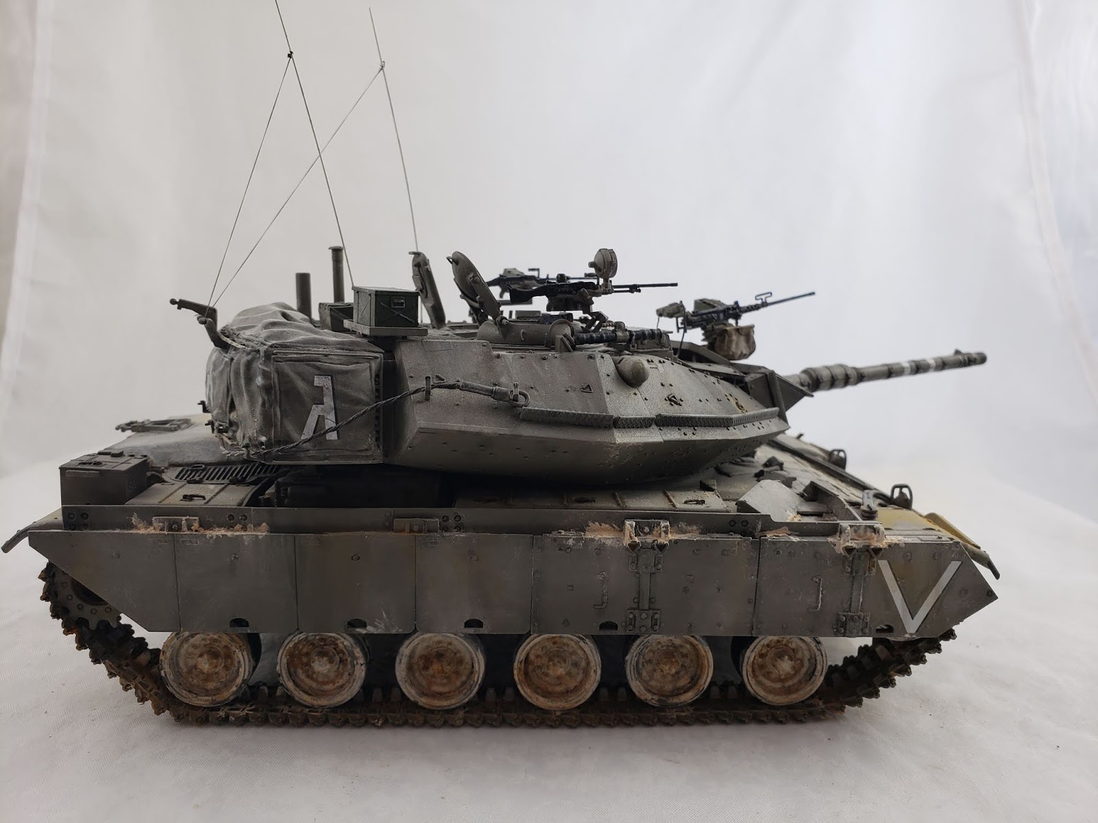 Houston Armor Club (HAC): MENG MAGACH 6B 8th PART