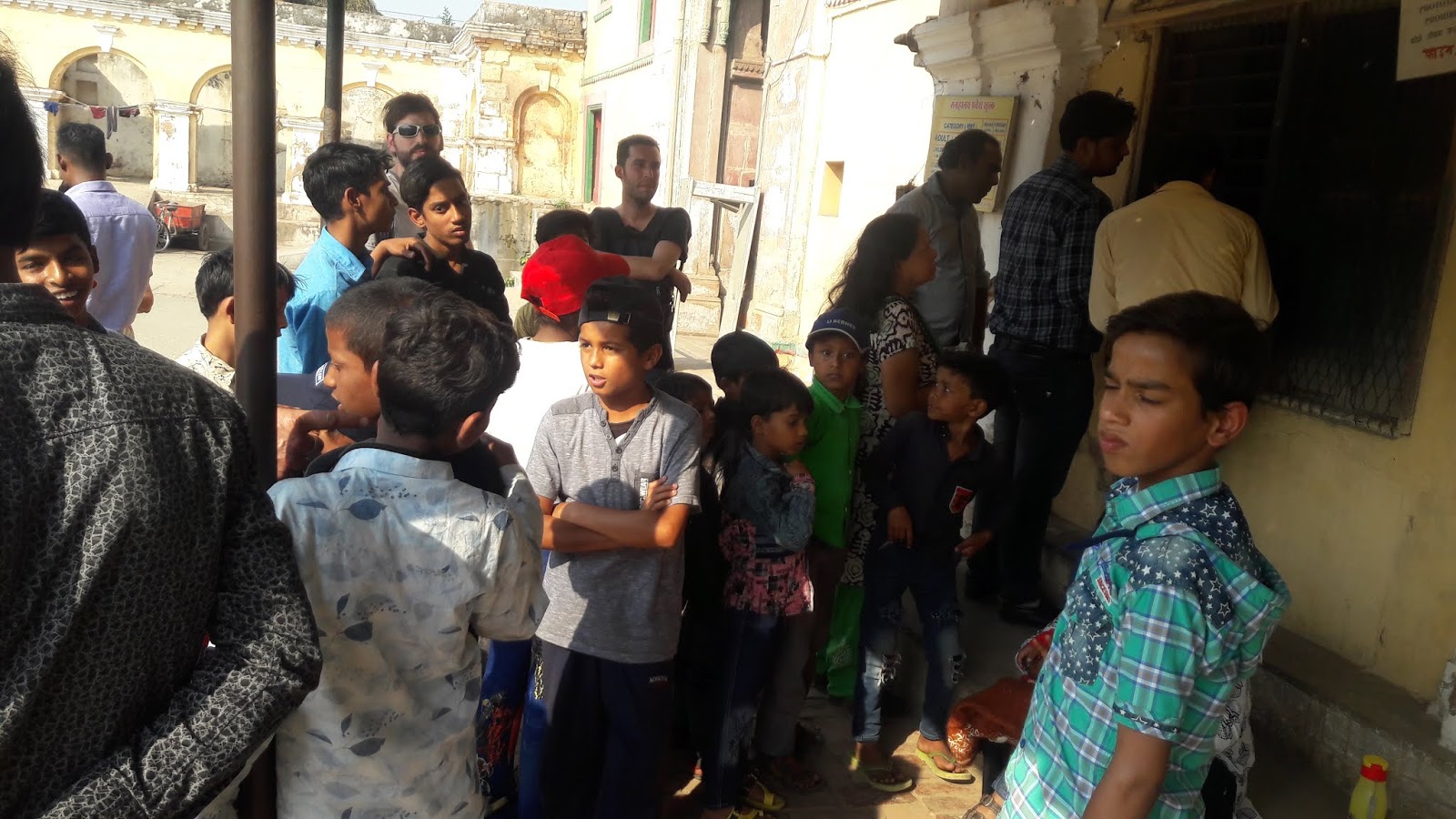 Visited King Palace , Varanasi, India - VaranasiVolunteer.com