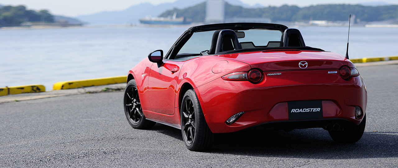 Mazda Reveals Two Special MX-5's For Tokyo Auto Salon - Types cars