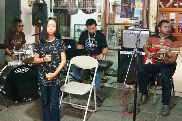 Les / Kursus Private Gitar Bandung Guru Ke Rumah - Les Kursus Gitar ...