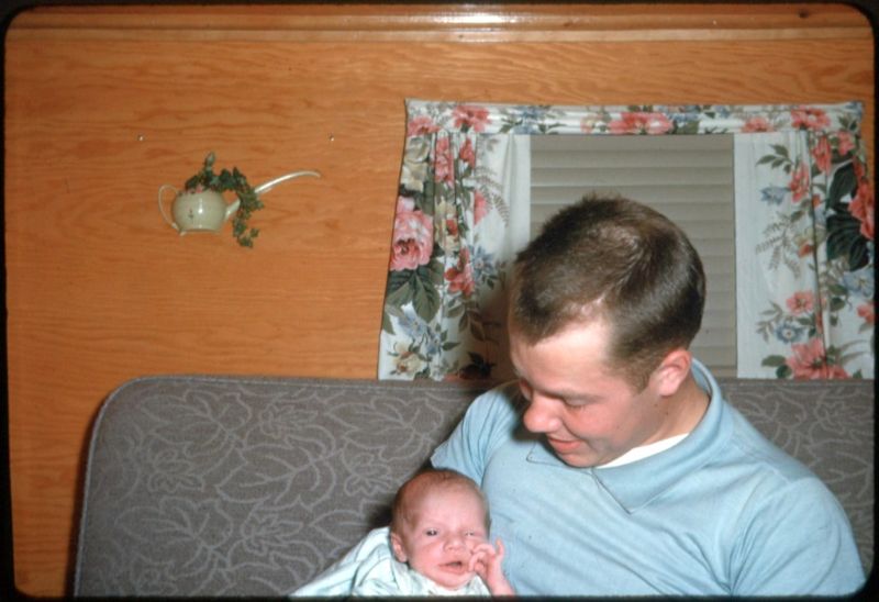 Amazing Color Photos Document Everyday Life of an American Family in ...