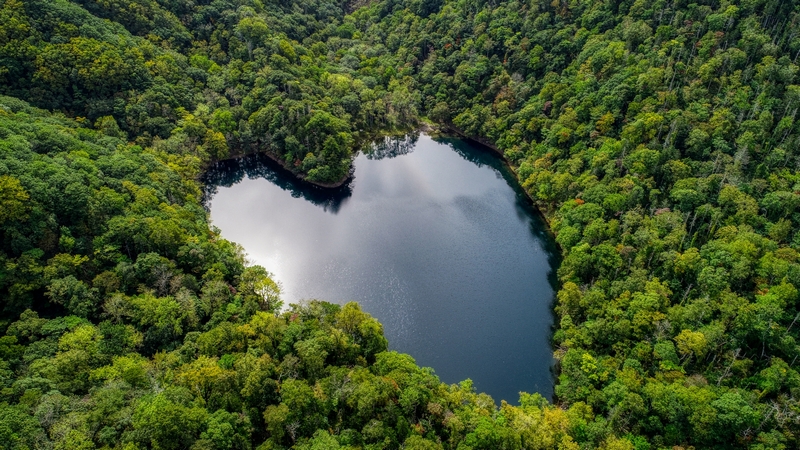 Toyoni Lake — Japan's Heart-Shaped Lake