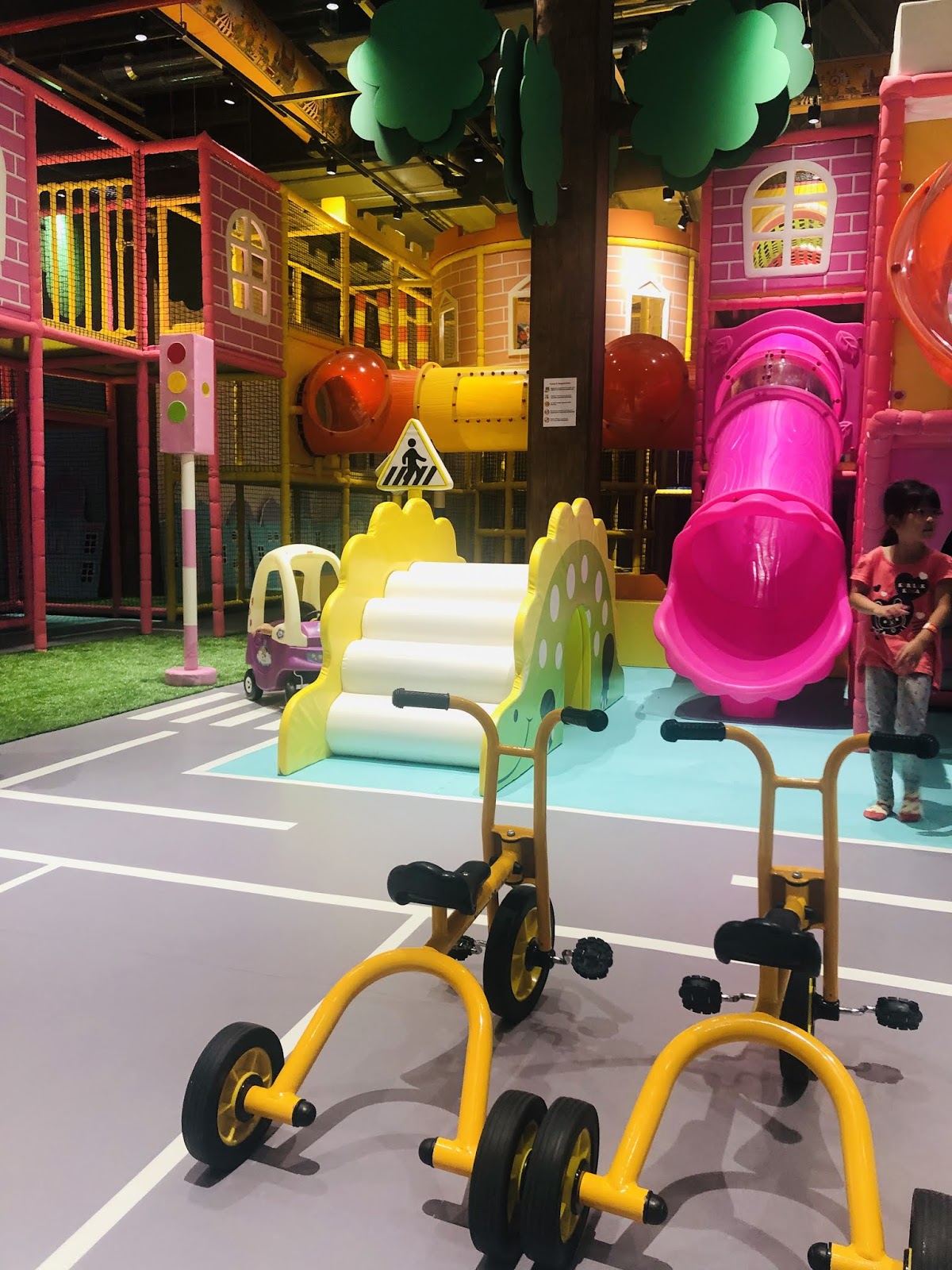 ~R.E.D. is equal to Z.I.R.A.~: Kiddytopia Midvalley Southkey JB