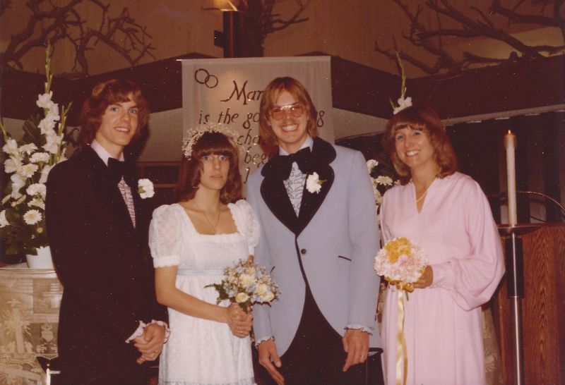 Looking Back to the 1970s Weddings Through Beautiful Vintage Photos ...