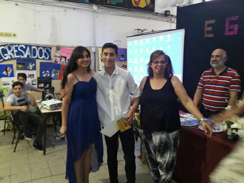 Escuela de Comercio Nº 24 D.E. 14: ACTO DE COLACIÓN 5TO TURNO MAÑANA Y ...