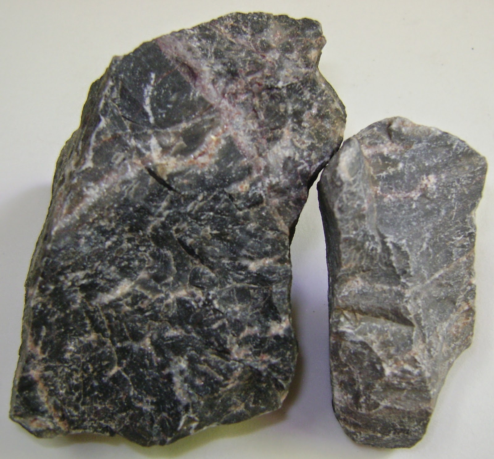 GEMAS DO BRASIL: DOLOMITA