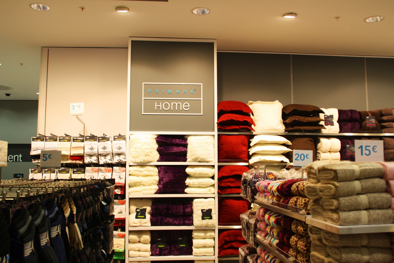 Adrien Loren: Apertura Primark en la Illa Diagonal! Ponte Guapa, Paga ...