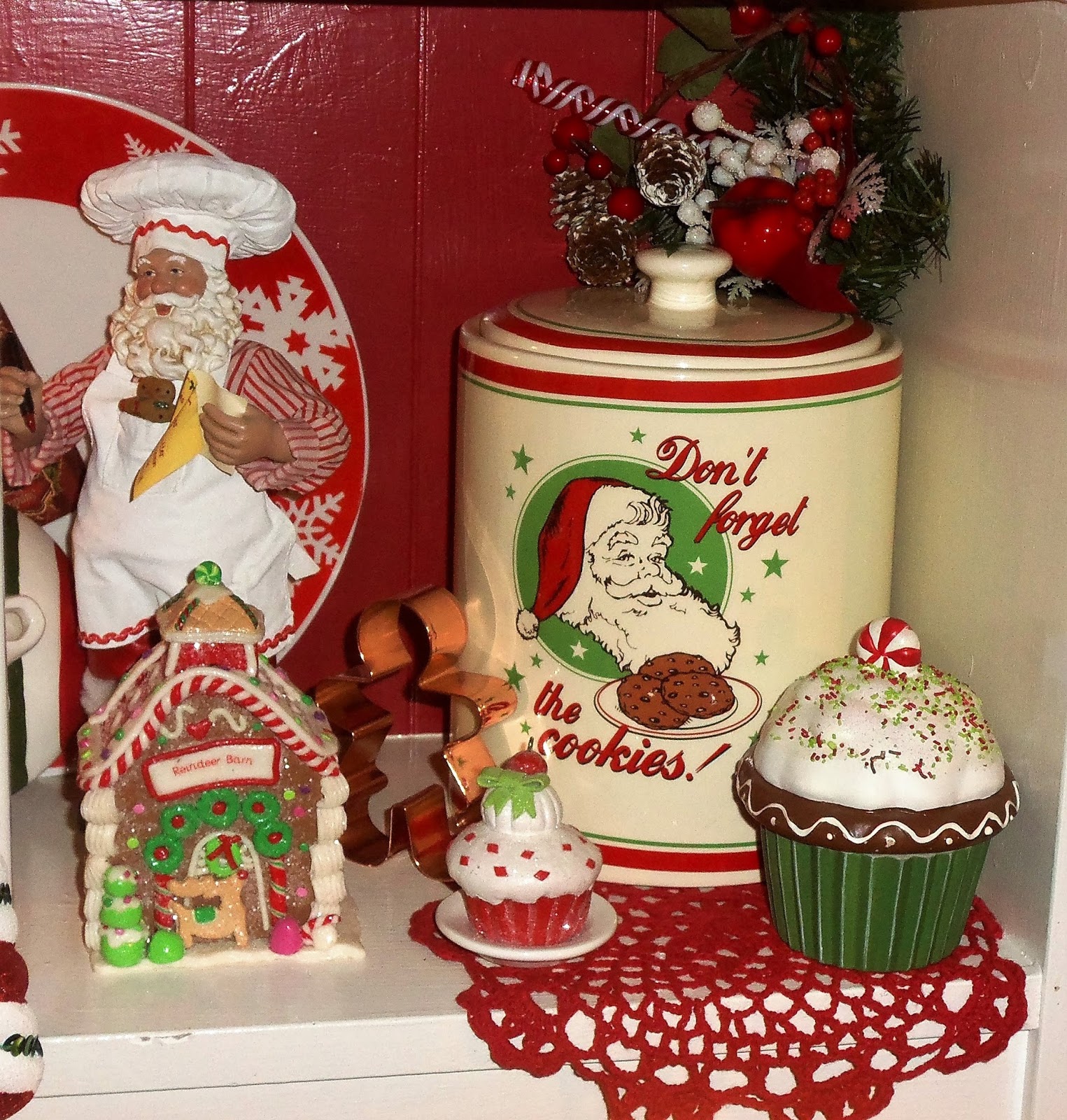 A DEBBIE-DABBLE CHRISTMAS: Christmas Candy Kitchen, Part 1, Christmas ...