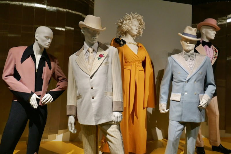 Hollywood Movie Costumes and Props: Dolemite Is My Name movie costumes ...