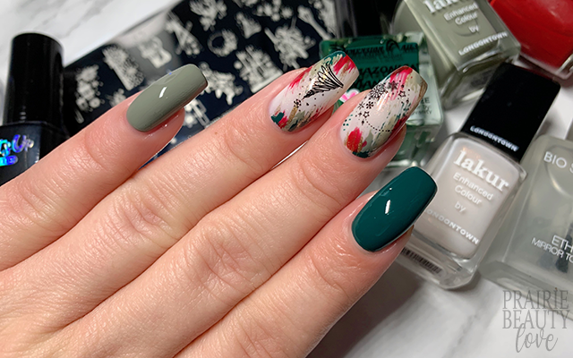 CHRISTMAS NAIL ART: Modern Abstract Christmas Nails - Prairie Beauty