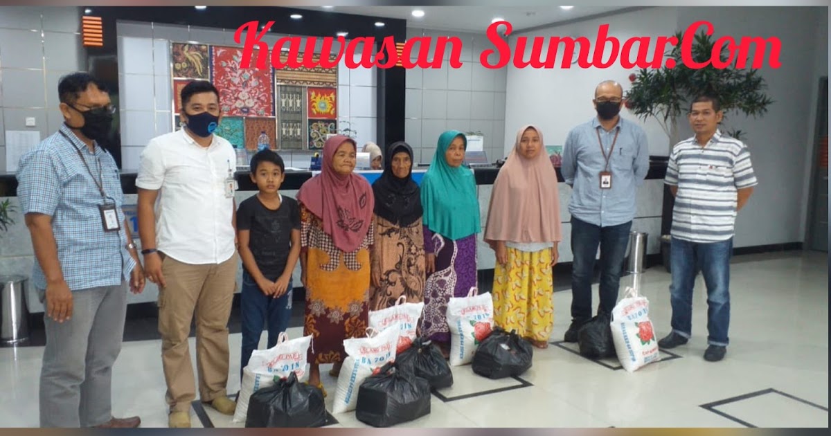 Menyambut datang nya bulan suci Ramadhan, YBM-BRI Kanca Simpang Empat bagi bagi sembako untuk ...