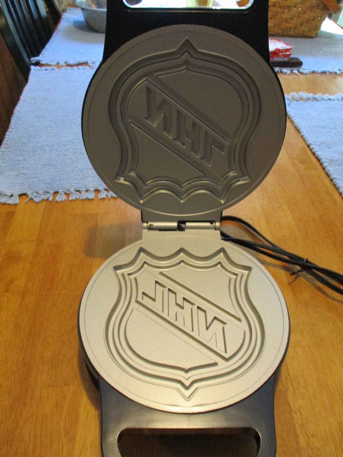 Missy's Product Reviews : NHL Hockey Puck Waffle Maker