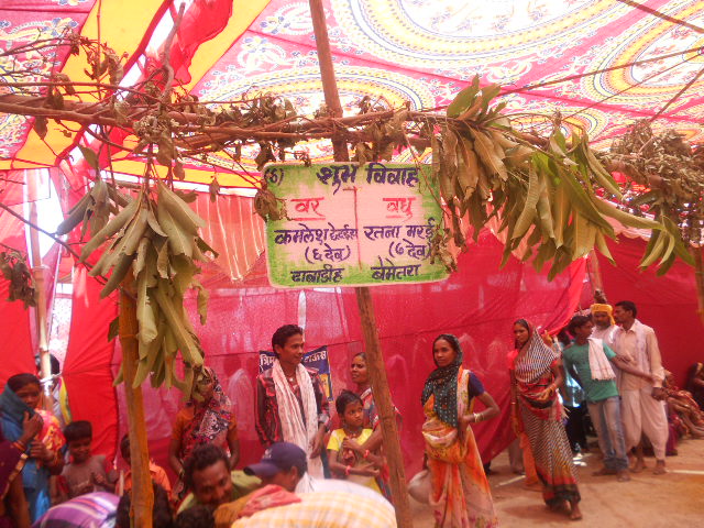 GONDMAHASABHA: GOND SAMAJ ME SAMUHIK SAMAJIK VIVAH