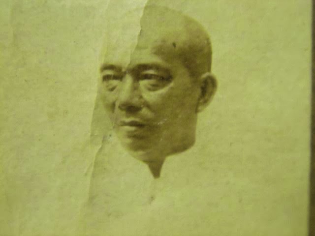 ka tony na banlawkasaysayan: "Kapitan Tiago de los Santos" Rizal's ...