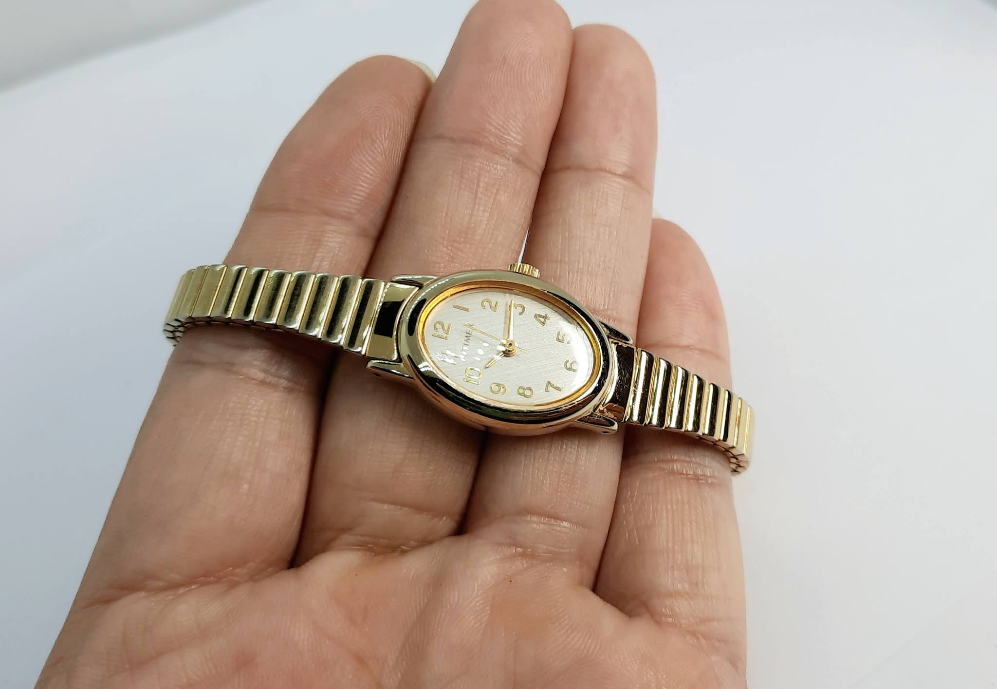 Đồng hồ nữ Timex n6 mạ vàng dây thun