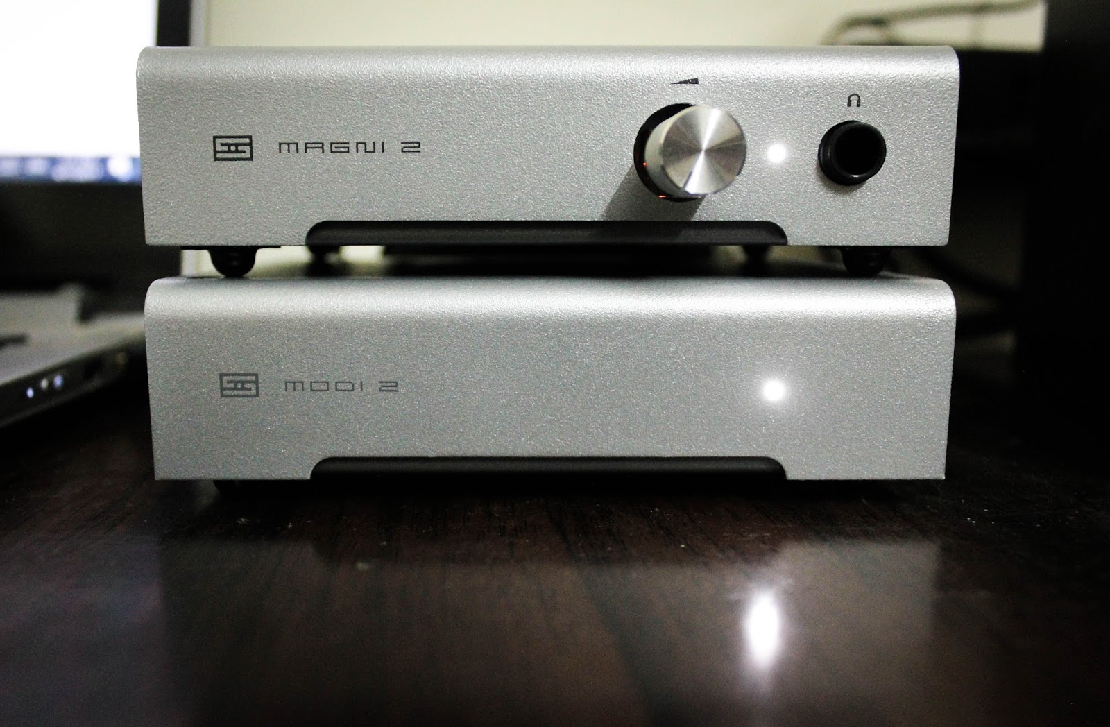 The Schiit Stack (Schiit Modi2 & Schiit Magni2) Review!