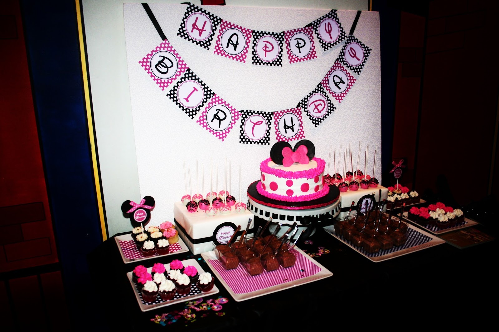 SWEET TREATS CAROUSEL Minnie Mouse Birthday Party sweet-treats-carousel-minnie-mouse-birthday-party