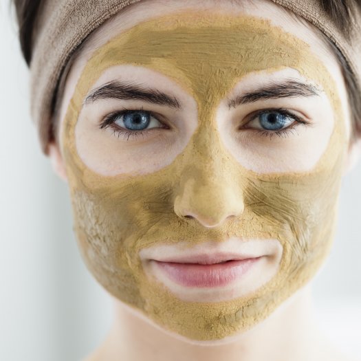 Sesonger: Ansiktsmaske - slik gjør du det