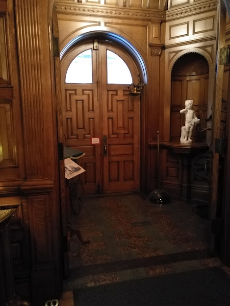 Craigdarroch Castle - A Setting For a Story