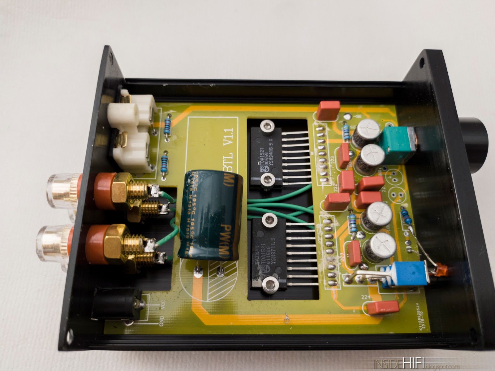Inside Hi-Fi: Nobsound TDA1521 amplifier