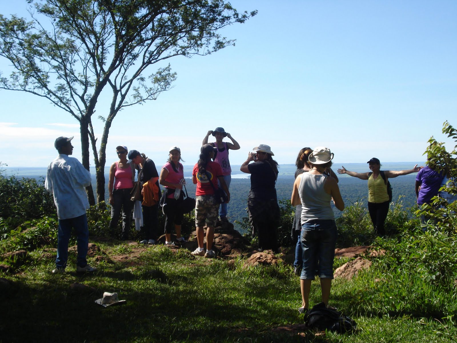 Parque Estadual do Morro do Diabo: Trilha do Morro do Diabo