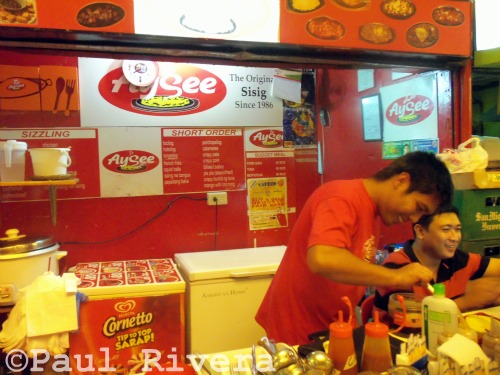 Clandestine: Food Trip #6: Aysee's Famous Sisig