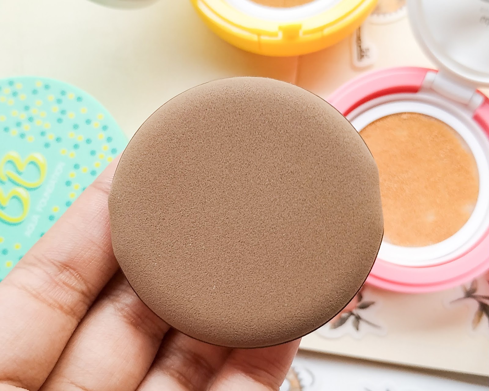 Cushion Lokal Terbaru : Fanbo BB Aqua Foundation | Your Wild Daisy