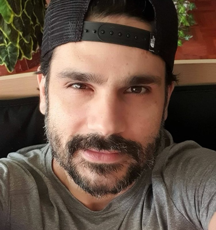 Mis queridos guapos: José Sedek como nunca lo habíamos visto