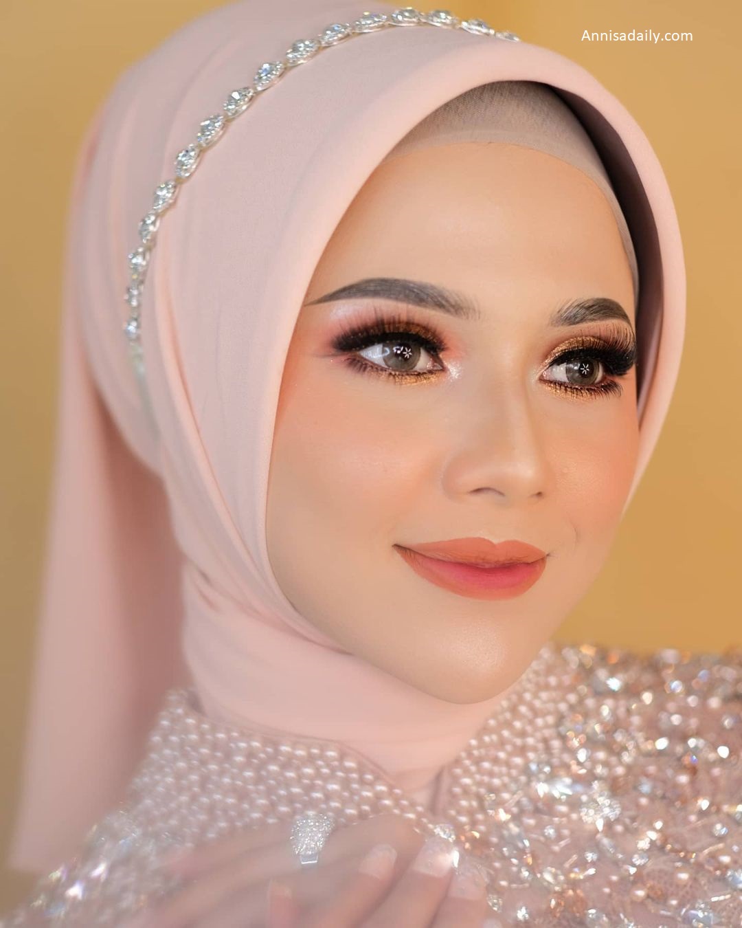 Ini Dia 6 Tren Makeup Wanita Muslimah yang Akan Hits di Tahun 2021 ...
