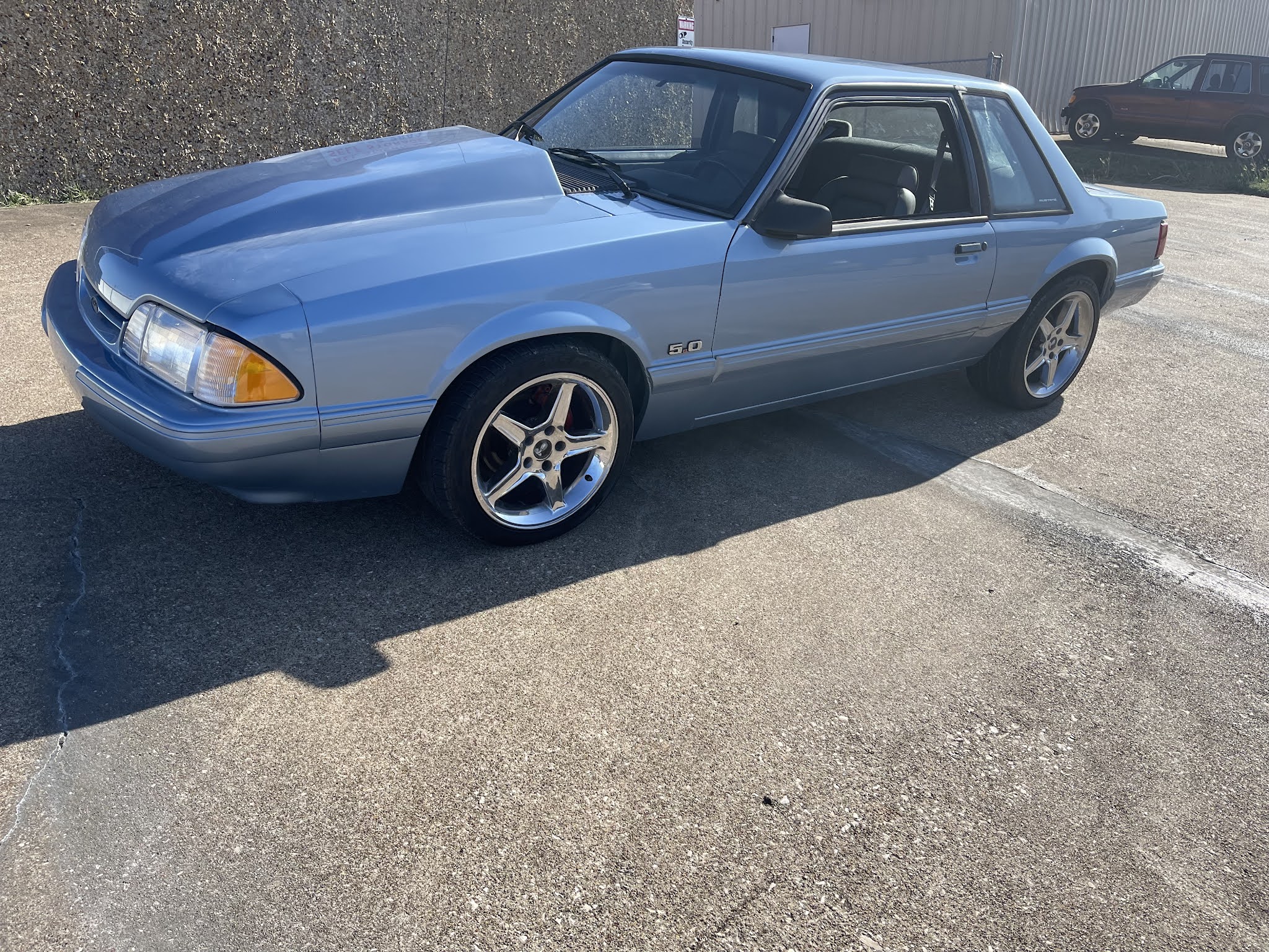 Whiteboy's Mustangs: 1990 mustang coupe light crystal blue