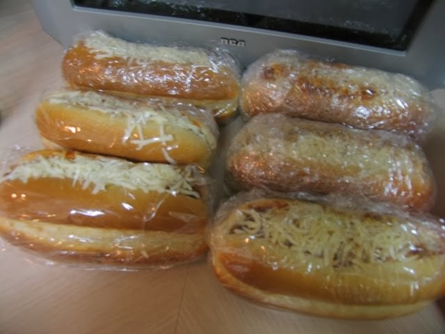 Pizza Roll or Pizza Subs — Mommy's Kitchen