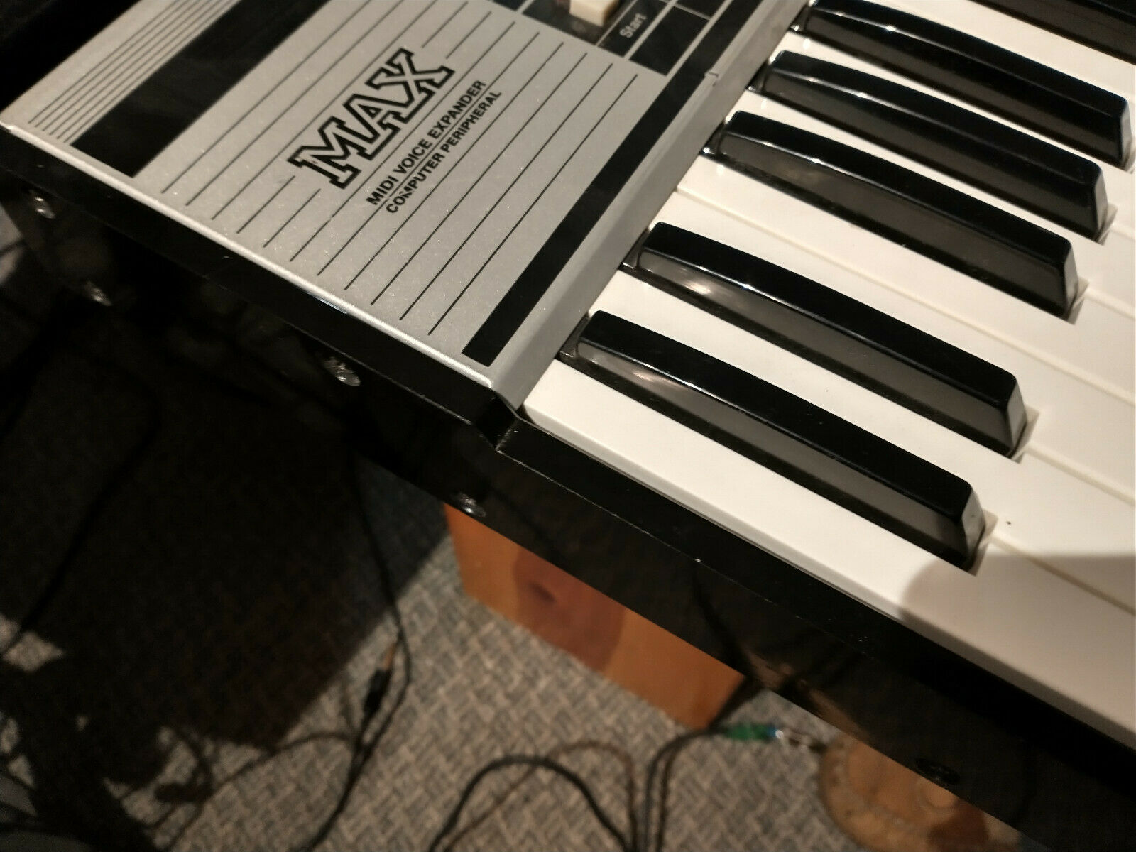 MATRIXSYNTH: Sequential Circuits MAX Analog Synthesizer Presets Demo