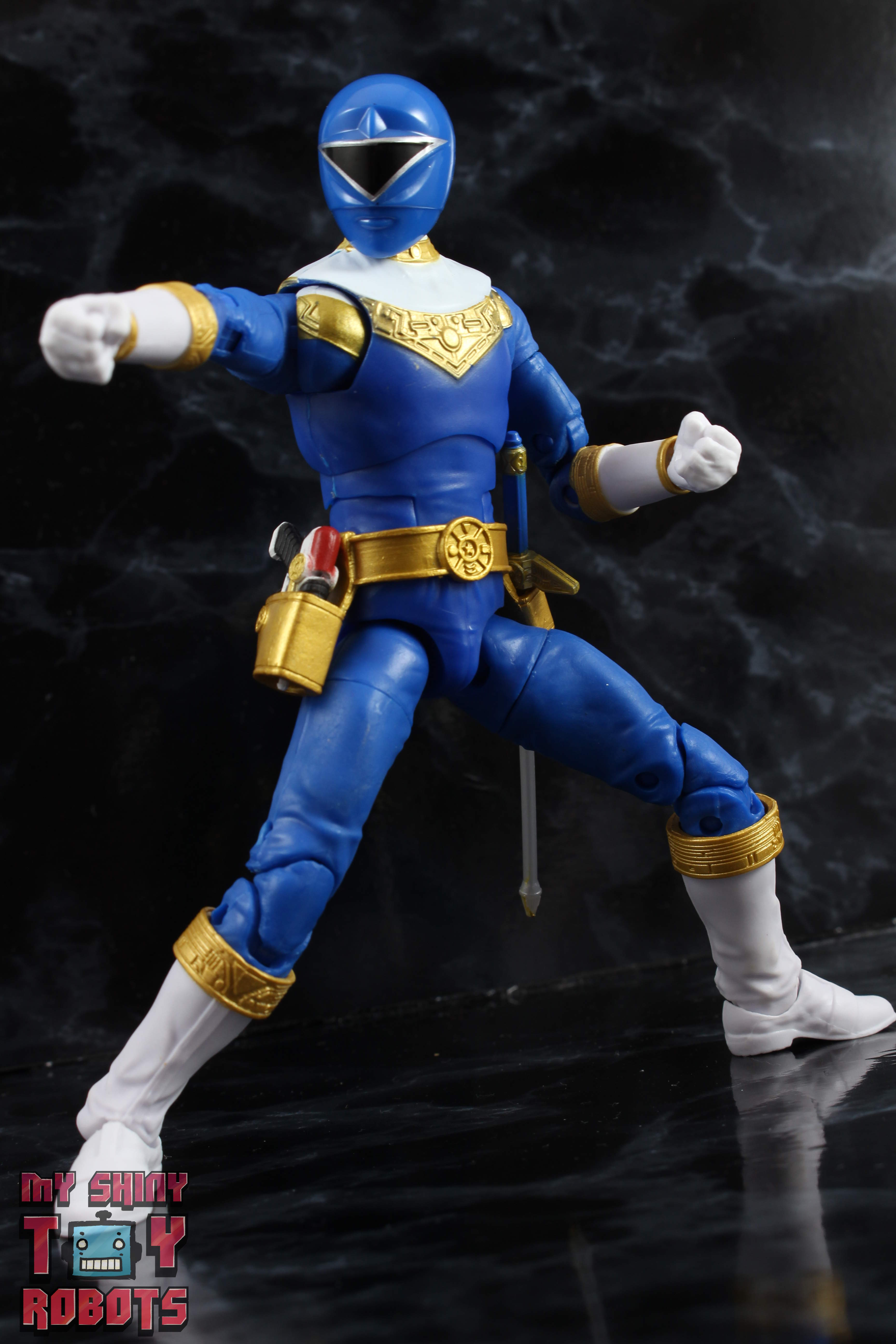 My Shiny Toy Robots: Toybox REVIEW: Power Rangers Lightning Collection ...