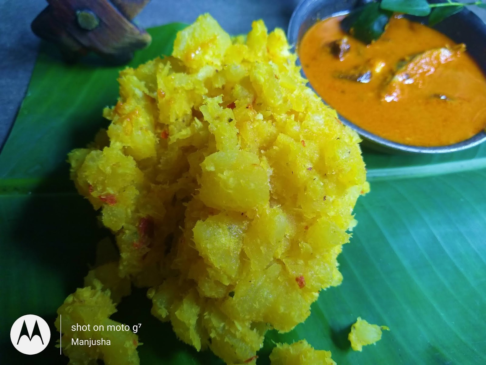 Kappa Vevichathu |Cassava/Yuca mashed with coconut paste Traditional ...